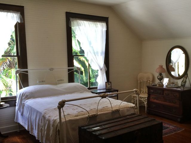 Palm Cottage: A Historic Landmark in Naples, Florida - The Front Door ...