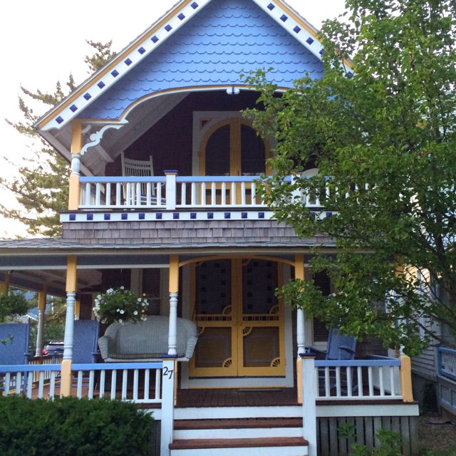 The Word on Wednesday: Carpenter Gothic - The Front Door Project