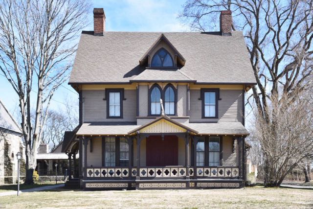 Saybrook Point Inn Marries Past and Present with Tall Tales - The Front ...