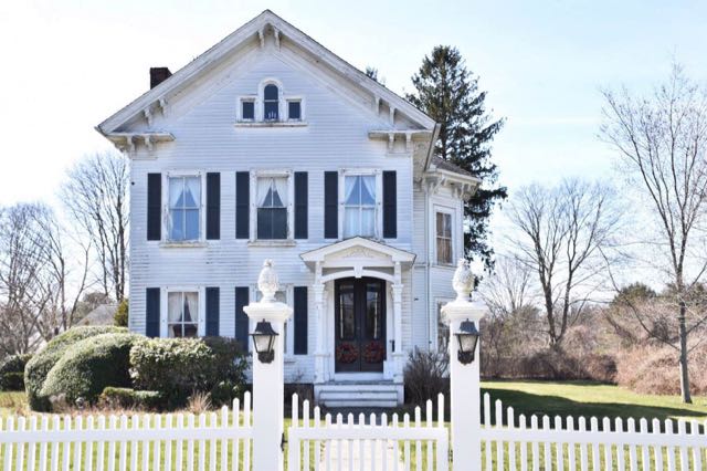 Saybrook Point Inn Marries Past and Present with Tall Tales - The Front ...