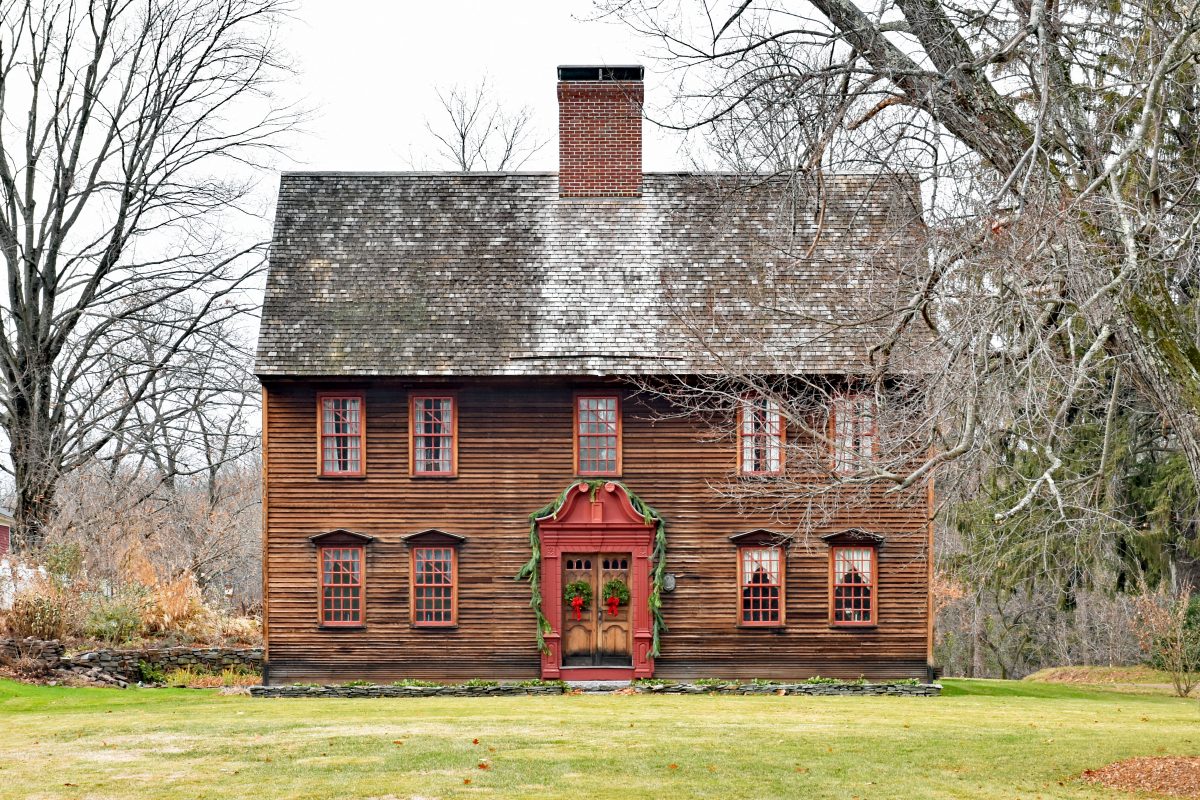 Christmas in CT: Festive Main Streets for a Holiday Stroll - The Front ...