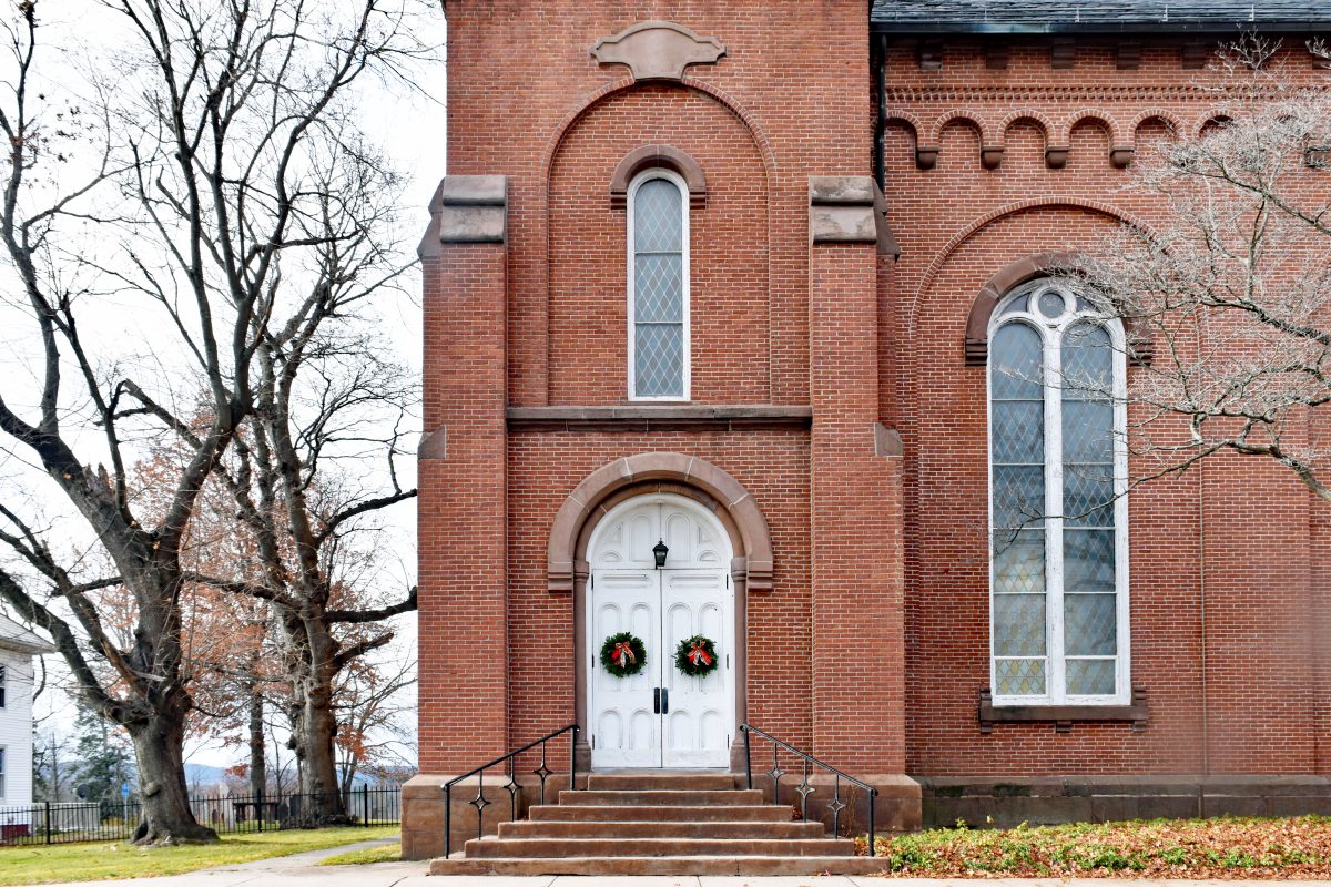 Christmas in CT: Festive Main Streets for a Holiday Stroll - The Front ...